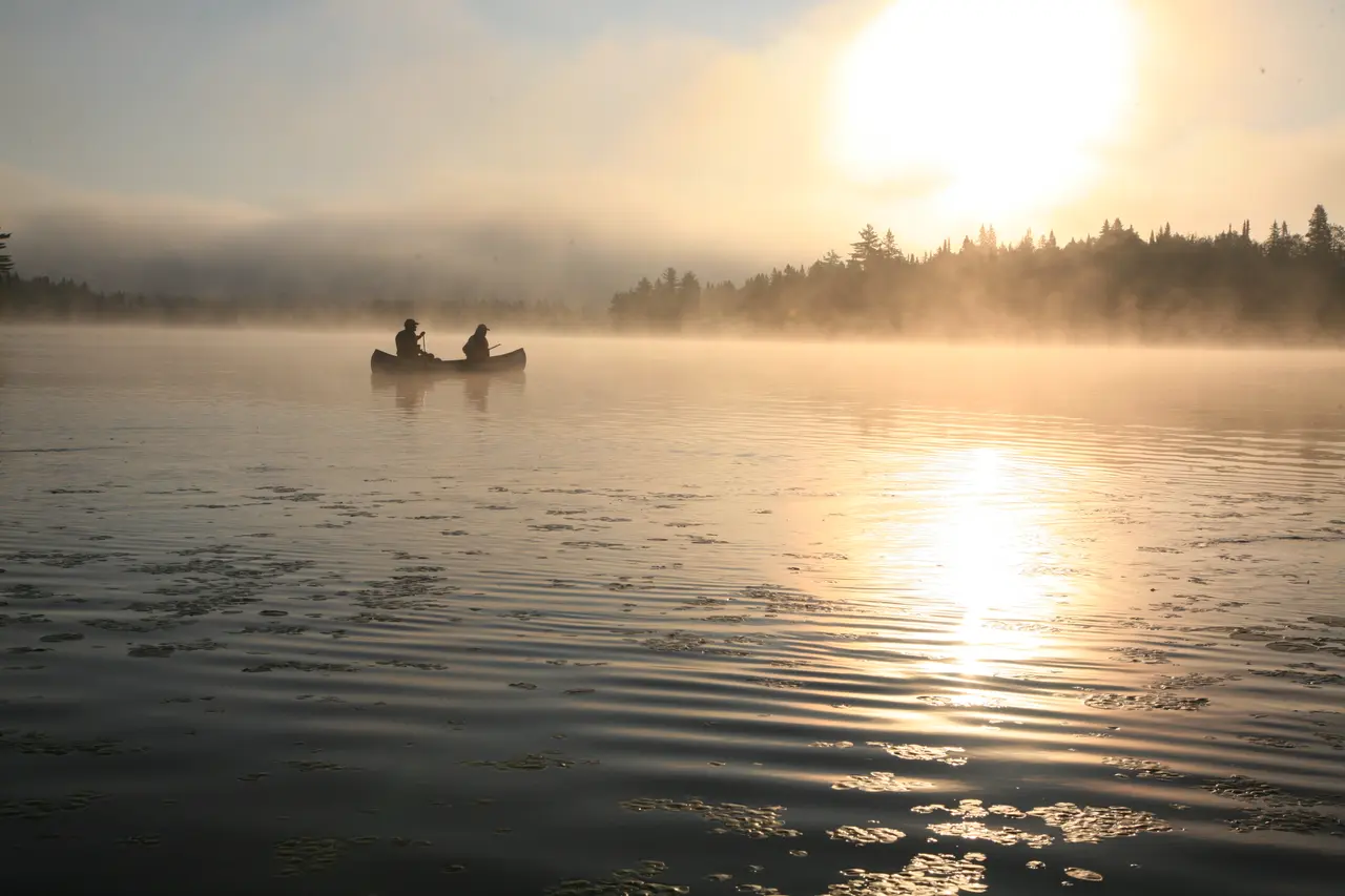 The 5 Best Places to Go Canoe Camping in Québec — Lakes, Rivers ...